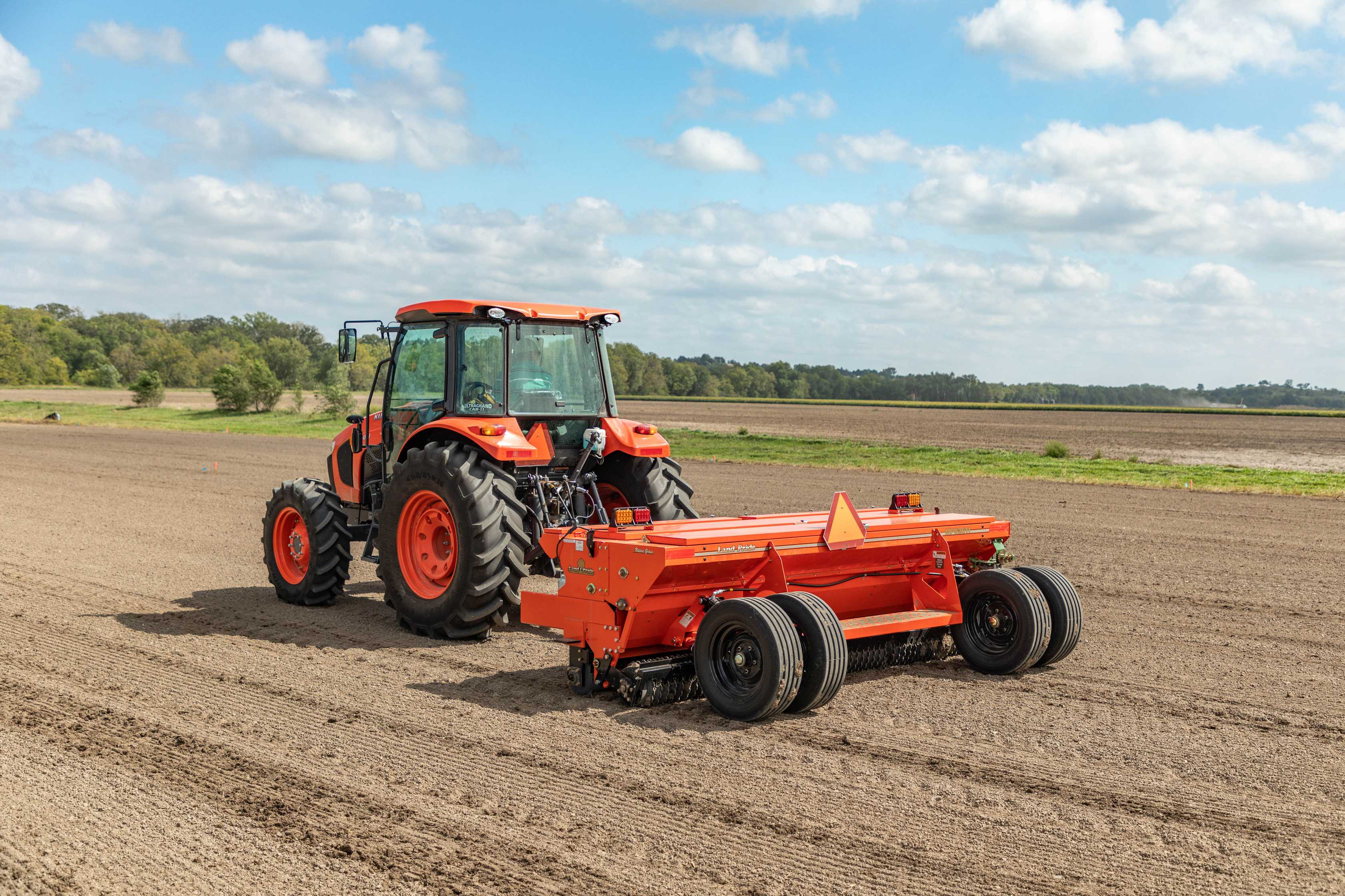 MPS26 SERIES MULTI-PURPOSE SEEDER - Central Kubota, LLC